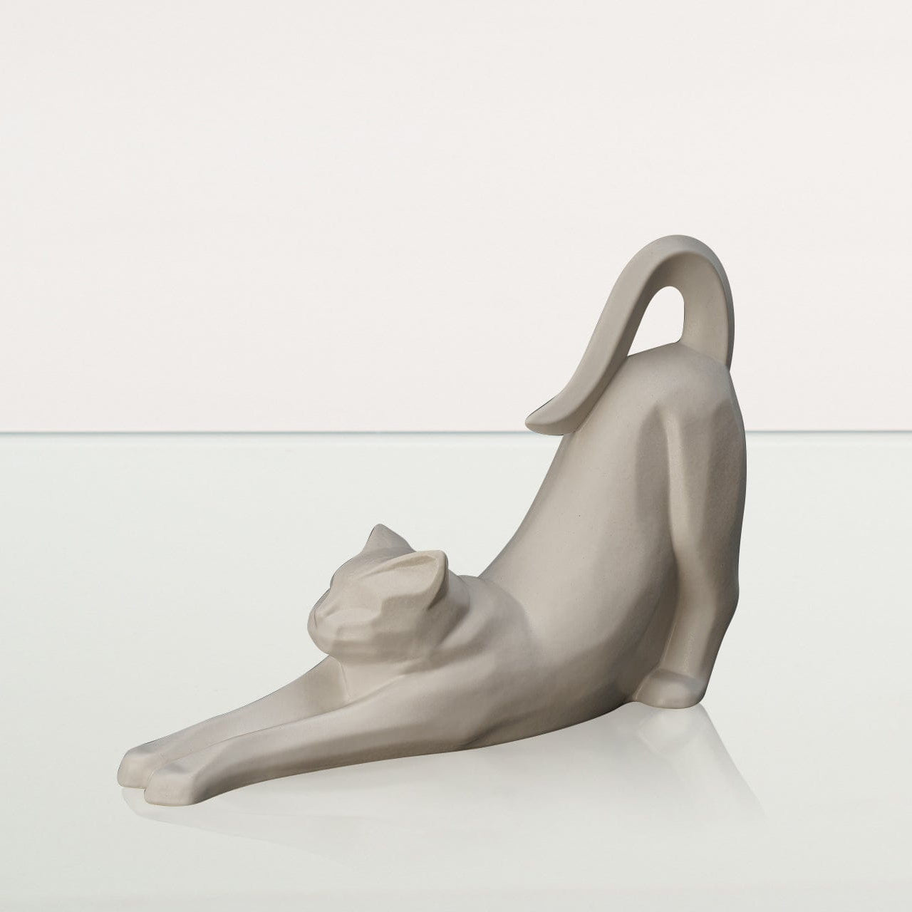 Cat Cremation Urn For Ashes "Grace" - White Matte | Ceramic Pet Urn – Pulvis Art Urns