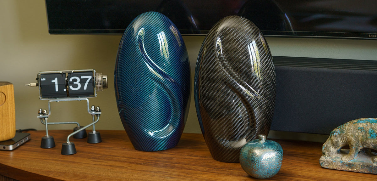 Carbon Fiber Urns | Pulvis Art Urns