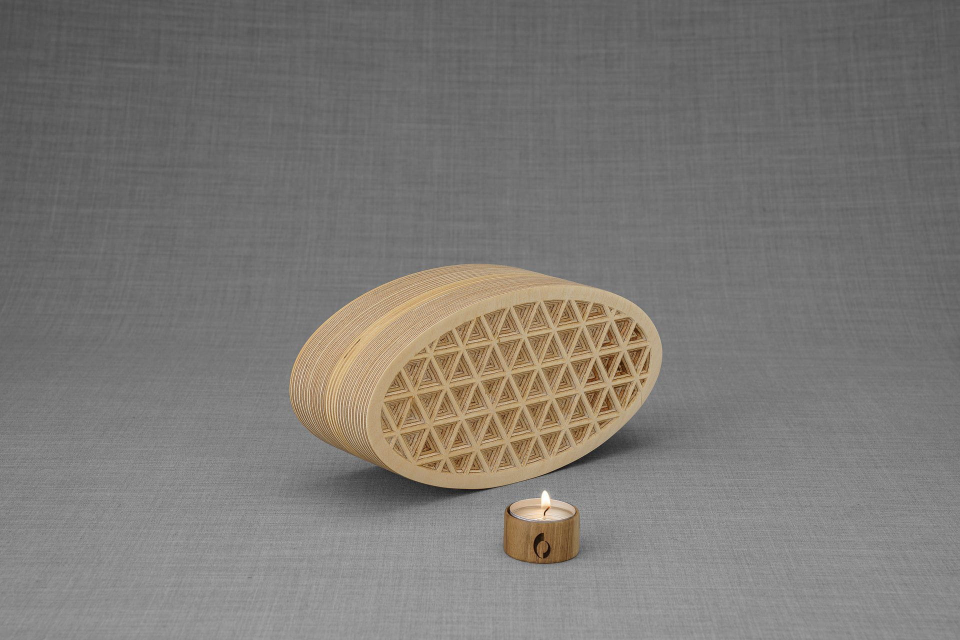 Wooden Cremation Urn "Remembrance" - Handmade Urn - Uroko Pattern