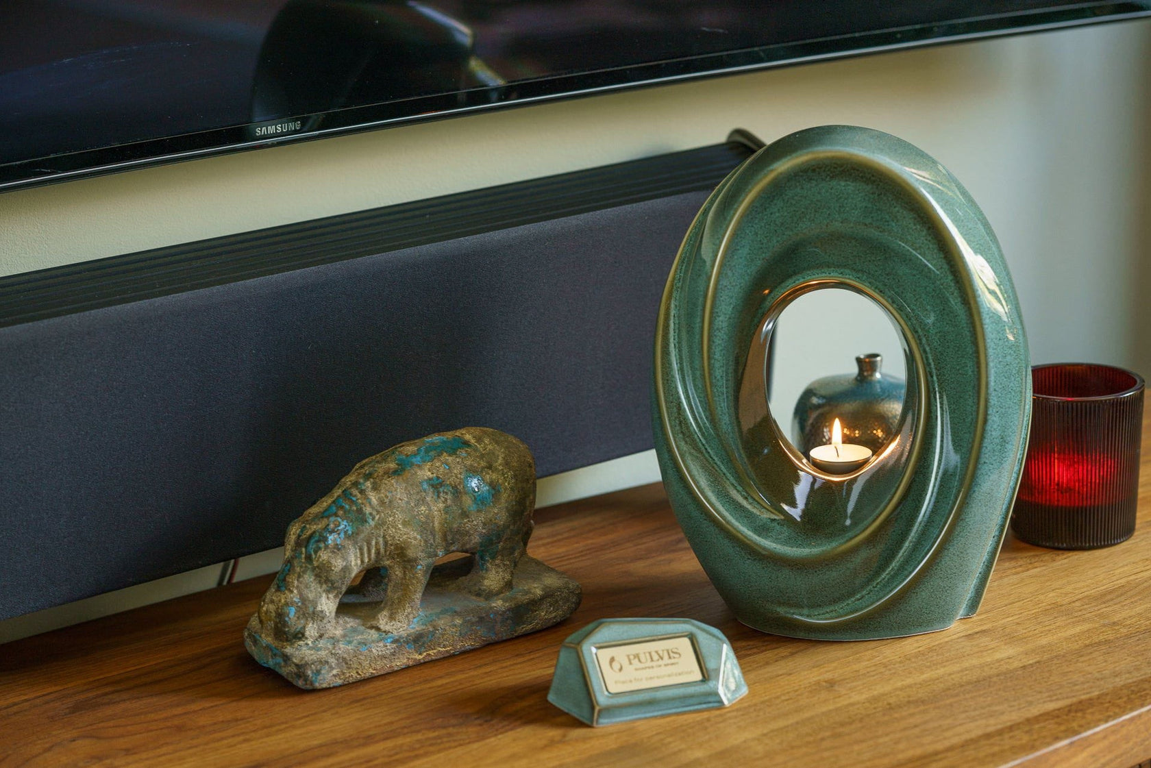 Pulvis Art Urns - Handmade Art Urns for Ashes & Keepsakes